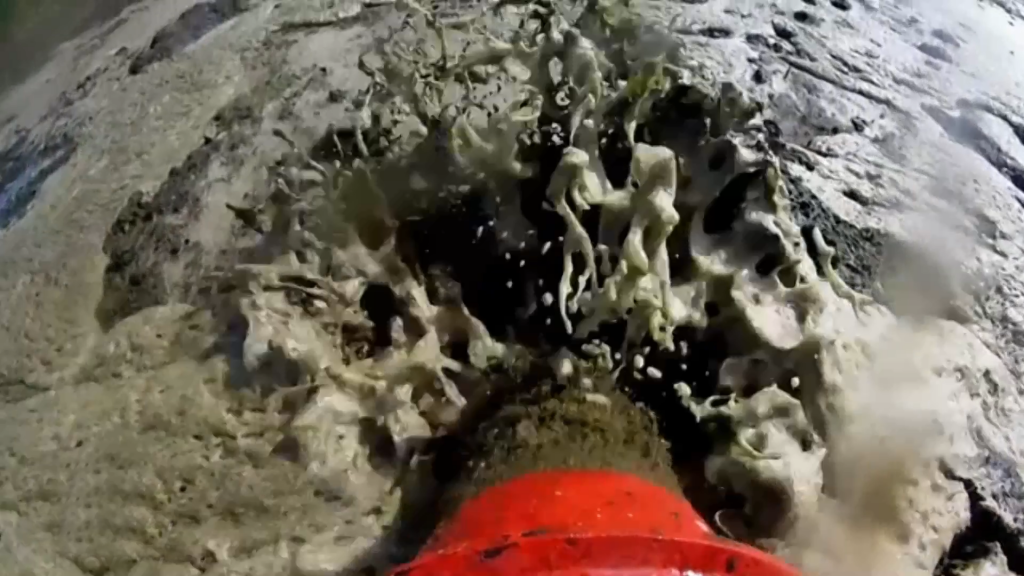 Lagoon Crawler - Nuhn Industries Ltd. | Innovative Manure Equipment