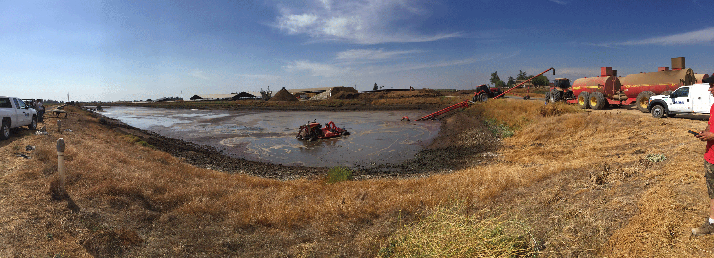 Lagoon Crawler - Nuhn Industries Ltd.